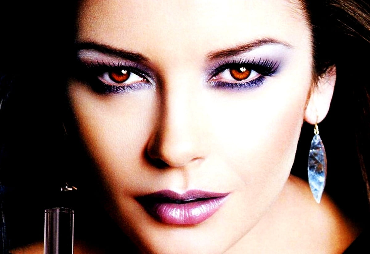 Tapeta na pulpit Dziewczyny, Catherine Zeta-Jones, Oczy, | Pobierz ...
