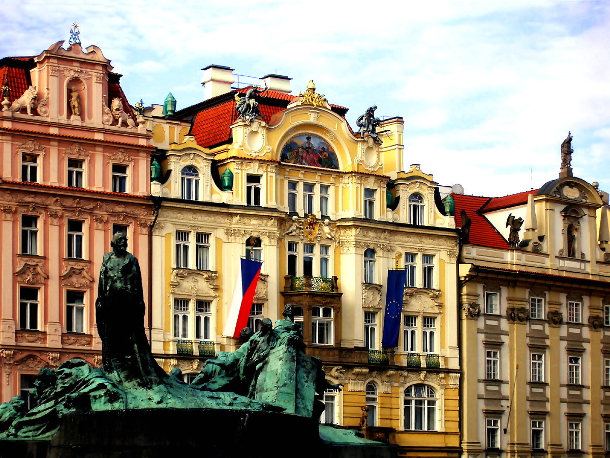Tapeta na pulpit Rynek Staromiejski W Pradze, Praga, Republika Czeska ...
